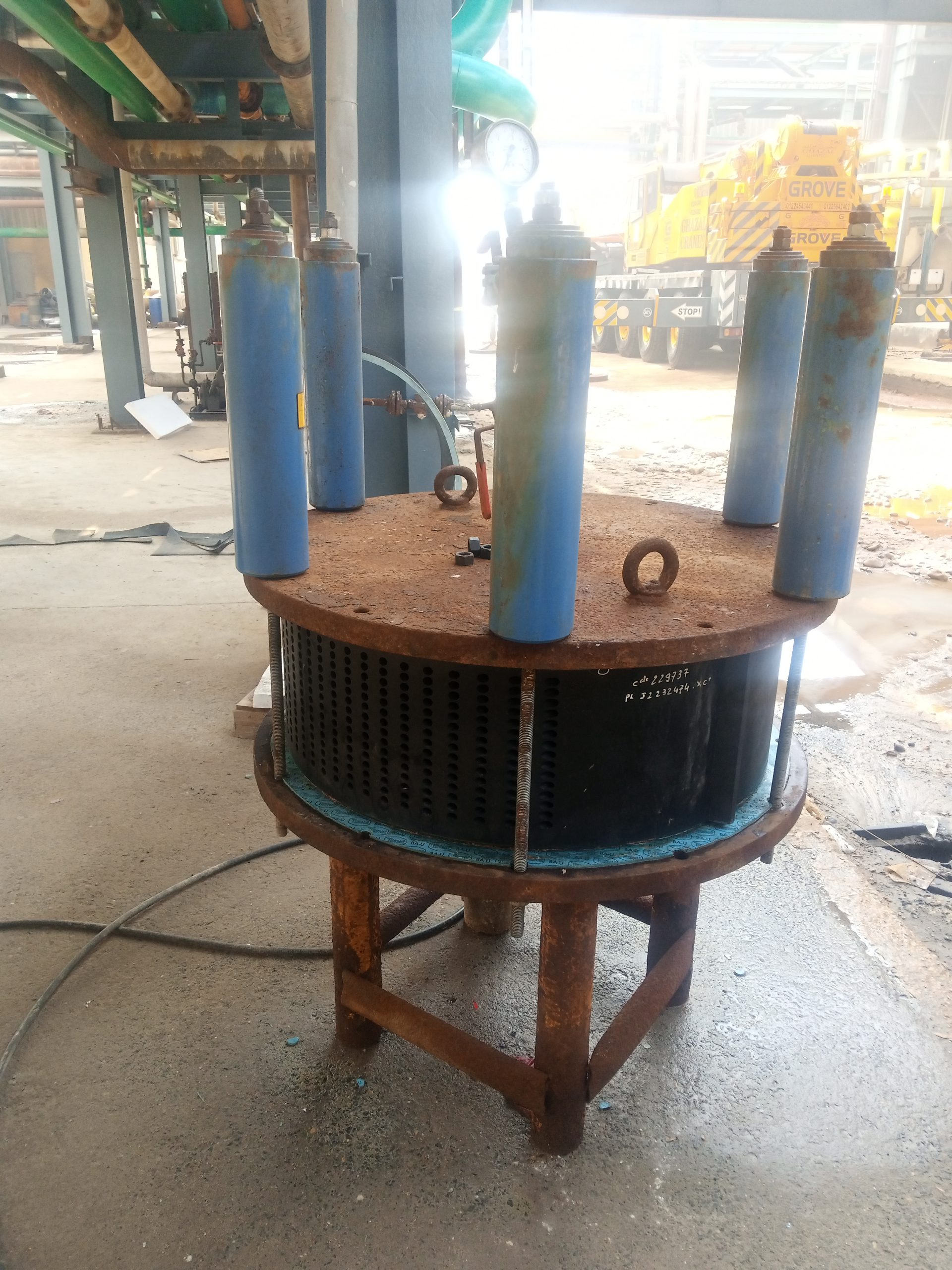 Overhauling for HCL furnace E – CA Plant – MENCO Group